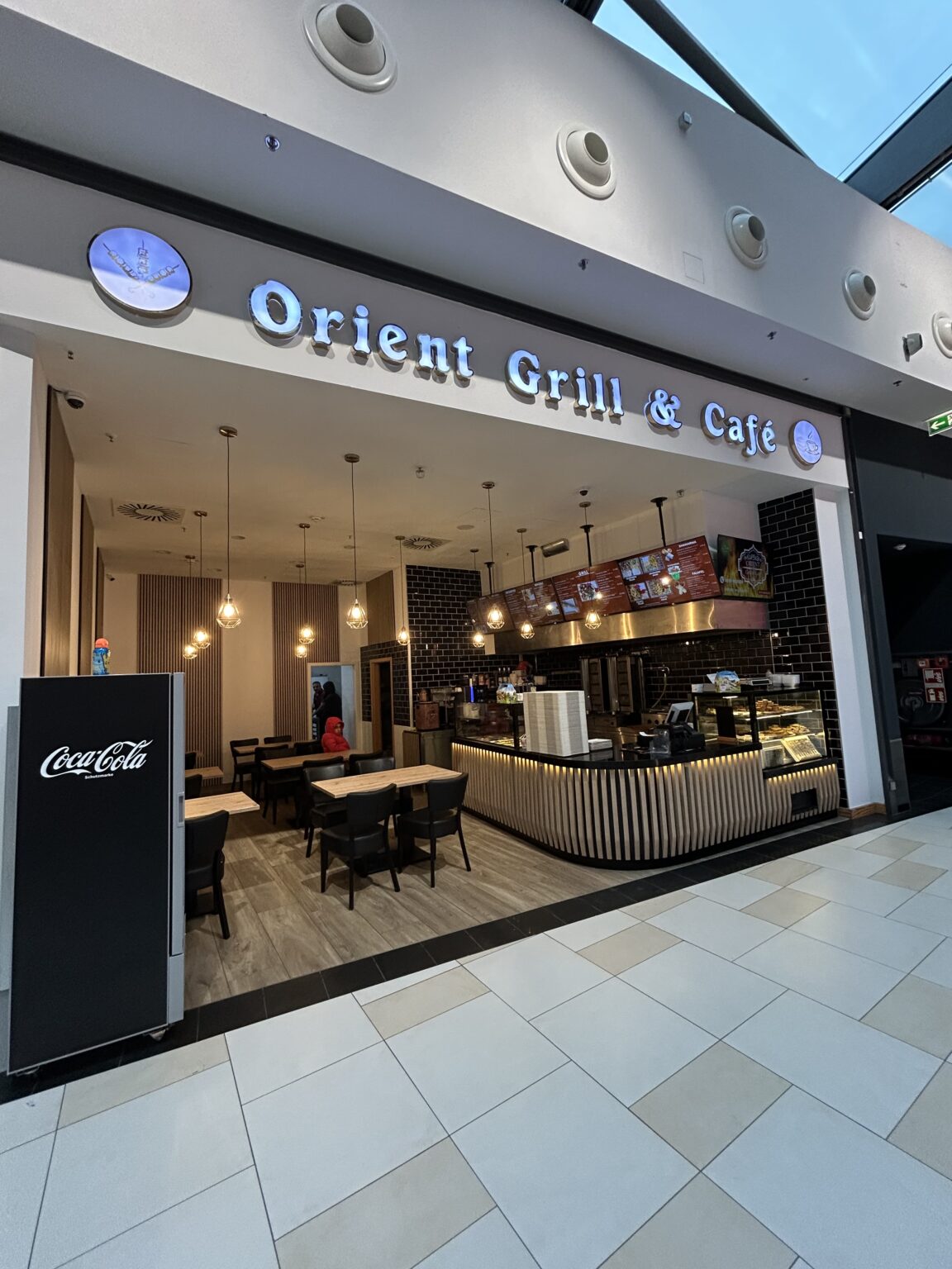 Orient Grill & Café - LOOP5